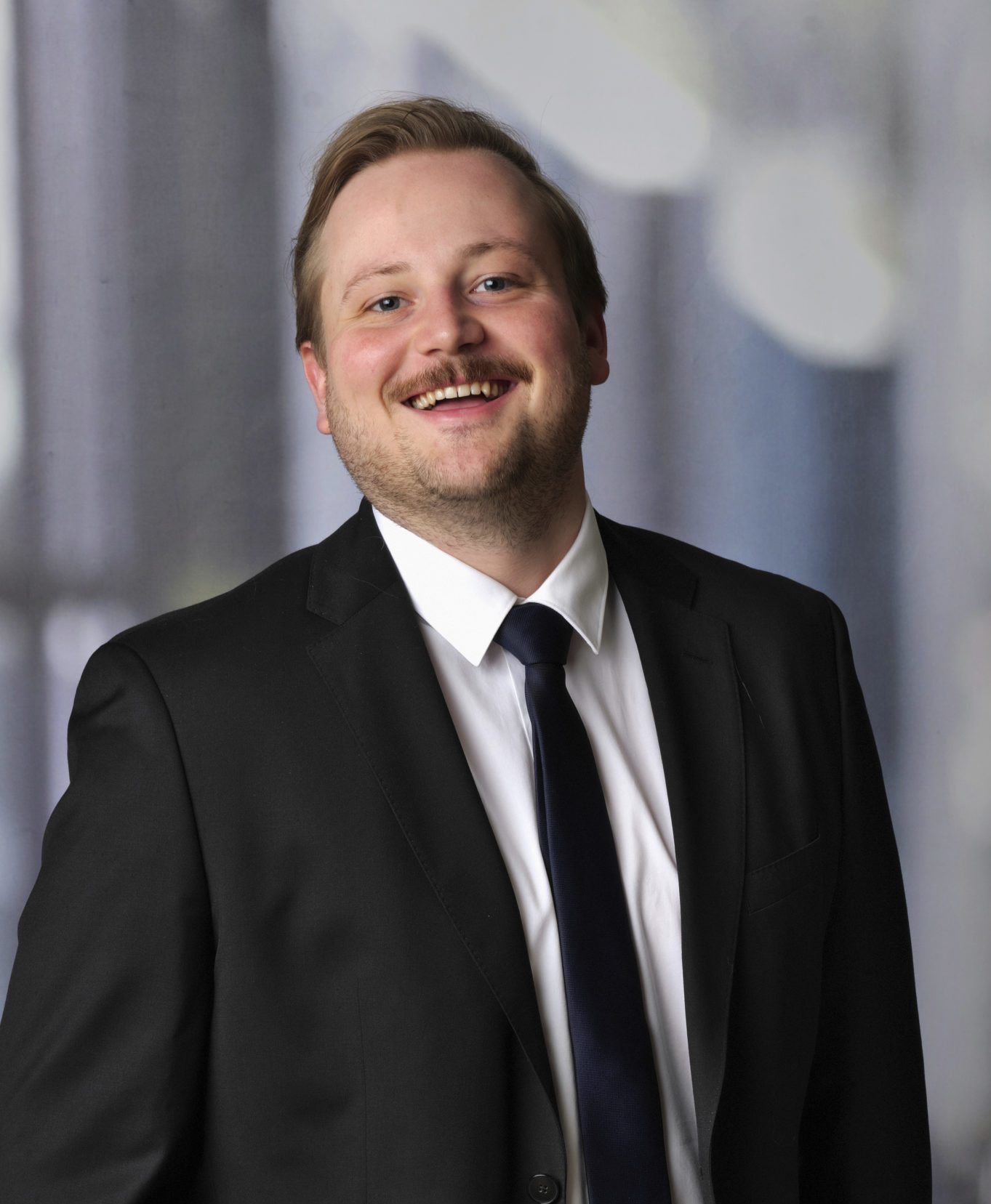 Adrian van den Broek - Fertighaus bauen mit massa haus - Jetzt ...